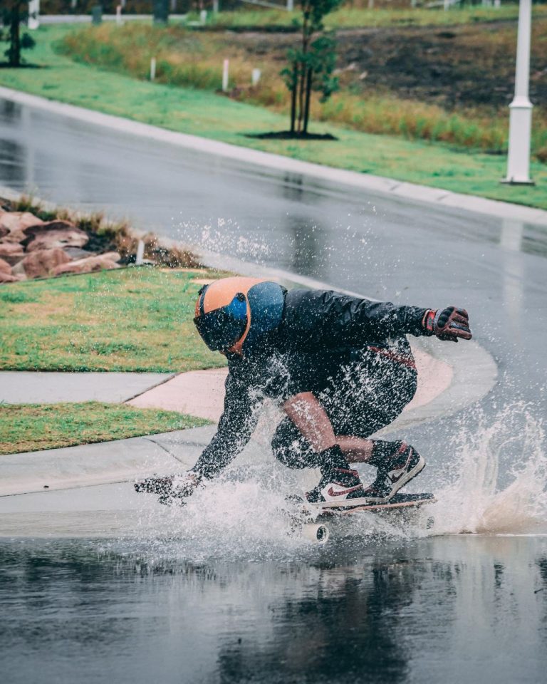 50-50 Grind Skateboard Trick: A Comprehensive Guide - Skateboard Trends