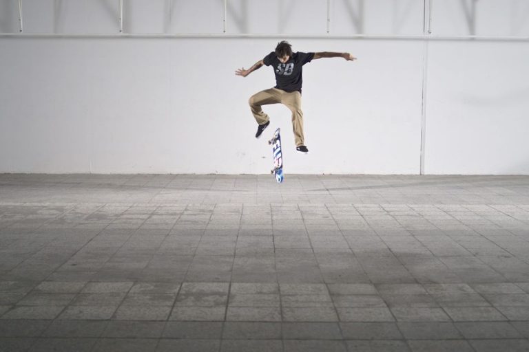 How to Skate - Skateboard Trends